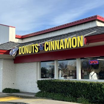 ROCKLIN DONUTS & CINNAMON - Updated April 2025 - 657 Photos & 636 ...