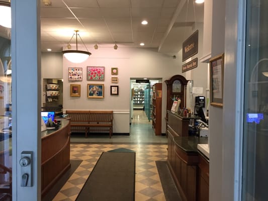 MELROSE PUBLIC LIBRARY - Updated August 2025 - 10 Photos - 69 W Emerson ...