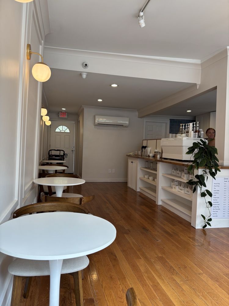 COLD SPRING HARBOR CAFE - Updated September 2025 - 10 Photos - 85 Main ...