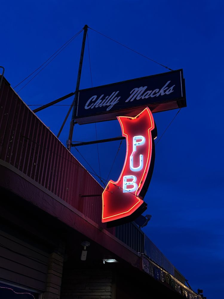 CHILLY MACK’S PUB - Updated December 2025 - 204 West Broadway Ave ...