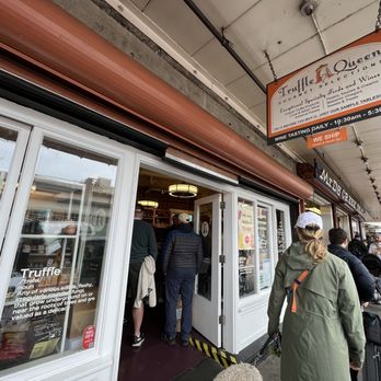TRUFFLE QUEEN - Updated December 2025 - 201 Photos & 270 Reviews - 1524 ...