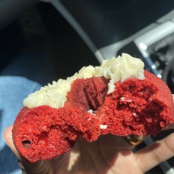 DONUT LICIOUS - Updated December 2025 - 424 Photos & 248 Reviews - 1535 ...