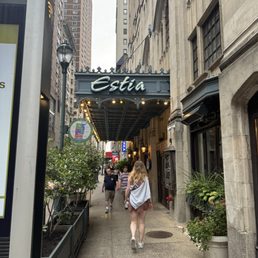 ESTIA - Updated December 2025 - 1353 Photos & 942 Reviews - 1405 Locust ...