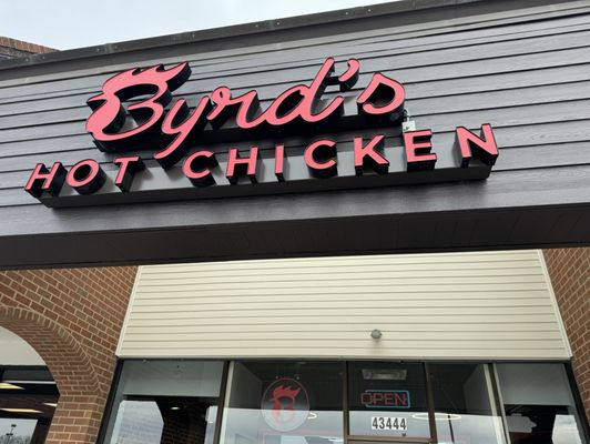 BYRDS HOT CHICKEN - Updated August 2025 - 104 Photos & 65 Reviews ...