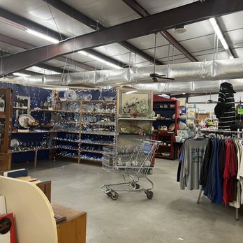 ECHO THRIFT STORE - Updated June 2025 - 33 Photos & 26 Reviews - 4004 E Van Buren, Eureka ...