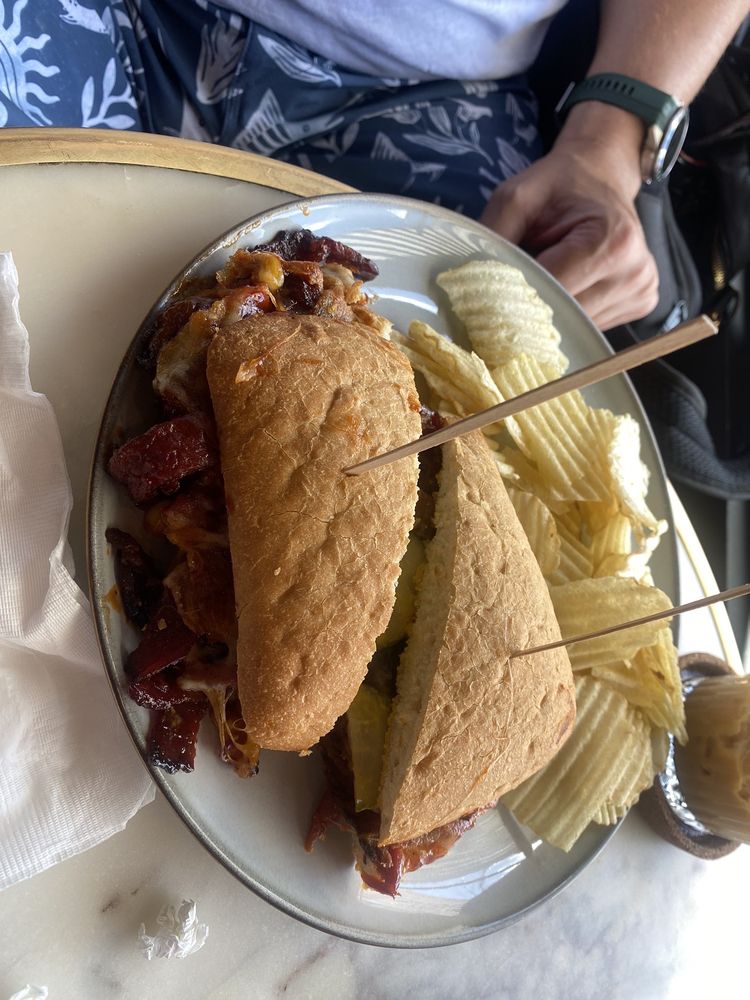 WHITE RABBIT - C. Ramón E. Betances, Aguadilla, Puerto Rico - Breakfast ...