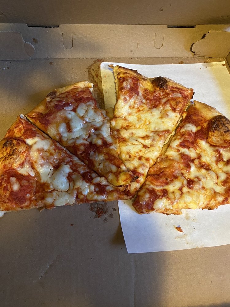 PRIMA PIZZERIA - 18 Photos & 33 Reviews - 3610 State St, Schenectady ...