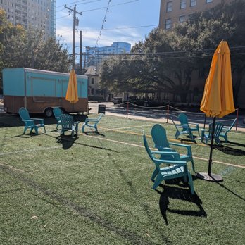 BAR W - Updated December 2025 - 88 Photos & 35 Reviews - 2926 Maple Ave ...