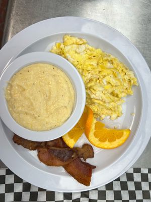 SUNNY PARROT CAFE - Updated February 2025 - 15 Photos - 1910 N Ocean ...