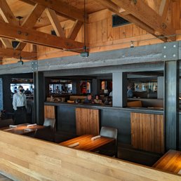 BARTLETT’S - Updated December 2025 - 1076 Photos & 1121 Reviews - 2408 ...