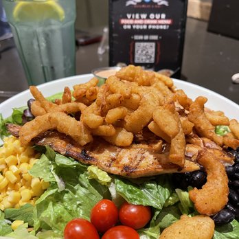 BOMBSHELLS RESTAURANT & BAR - 151 Photos & 187 Reviews - 14191 ...