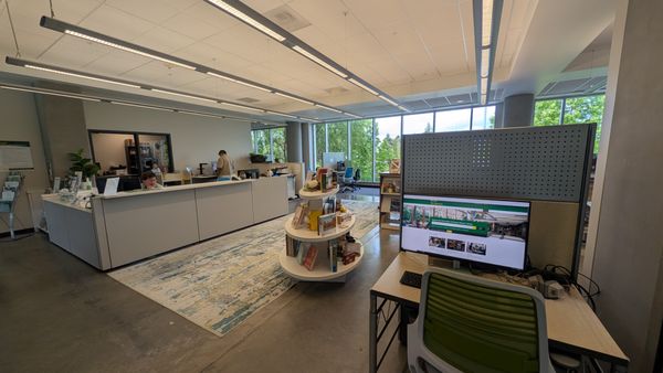 UO PORTLAND LIBRARY - Updated September 2025 - 16 Photos - 2800 NE ...