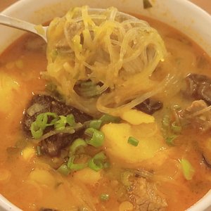 MOMO VALLEY - 82 Photos & 89 Reviews - 455 Main St, Beacon, New York ...