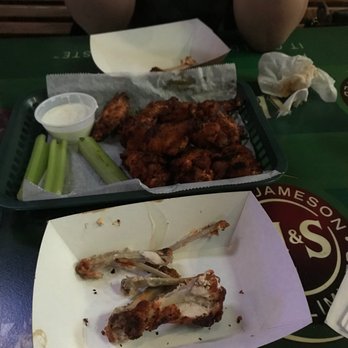 POINTS EAST PUB - Updated January 2026 - 185 Photos & 387 Reviews ...