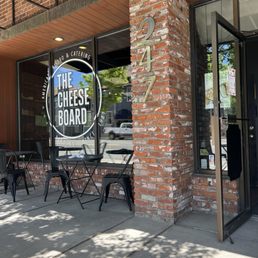 THE CHEESE BOARD - Updated December 2025 - 503 Photos & 276 Reviews ...