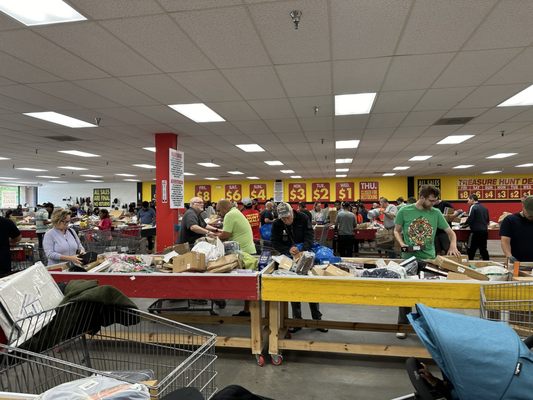 TREASURE HUNT DEALS - Updated October 2025 - 11 Photos & 27 Reviews ...