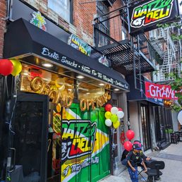 DATZ DELI - Updated July 2025 - 140 Photos & 44 Reviews - 69 Clinton St ...