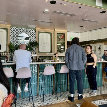 HELLO DARLING - Updated January 2025 - 163 Photos & 77 Reviews - 1610 ...