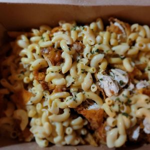 MAIN BIRD HOT CHICKEN - MONTROSE - Updated February 2025 - 309 Photos ...