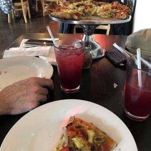 CALZONE LIFE - 14 Photos - 2471 Cohasset Rd., Chico, California - Food ...