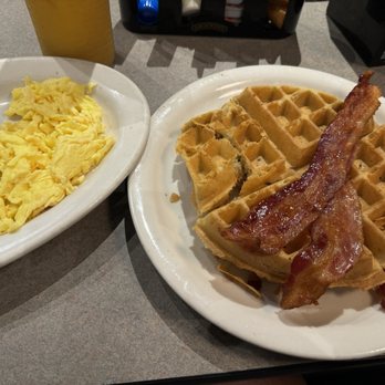 CHAPPY’S DELI - Updated December 2025 - 69 Photos & 118 Reviews - 1611 ...