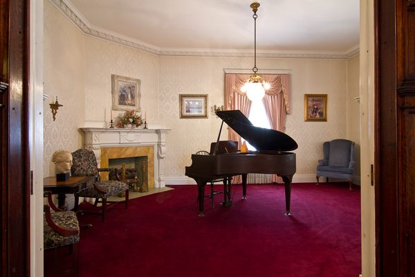 DUPONT FUNERAL HOME - Updated October 2025 - 18 Photos - 25 Bellevue ...