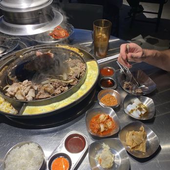 MR PIG KOREAN BBQ - Updated November 2024 - 107 Photos & 68 Reviews ...