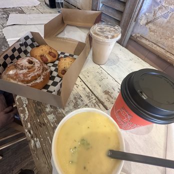 BEAR MOON BAKERY - Updated December 2025 - 178 Photos & 323 Reviews ...