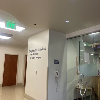 RENOWN REGIONAL MEDICAL CENTER - 170 Photos & 316 Reviews - 1155 Mill ...