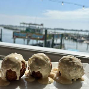THE QUAY SEAFOOD GRILL - Updated June 2025 - 1508 S Waccamaw Dr ...