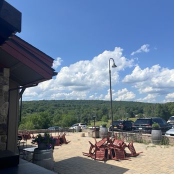 MOUNTAIN VIEW VINEYARD, WINERY, BREWERY & DISTILLERY - Updated 05/2025 ...