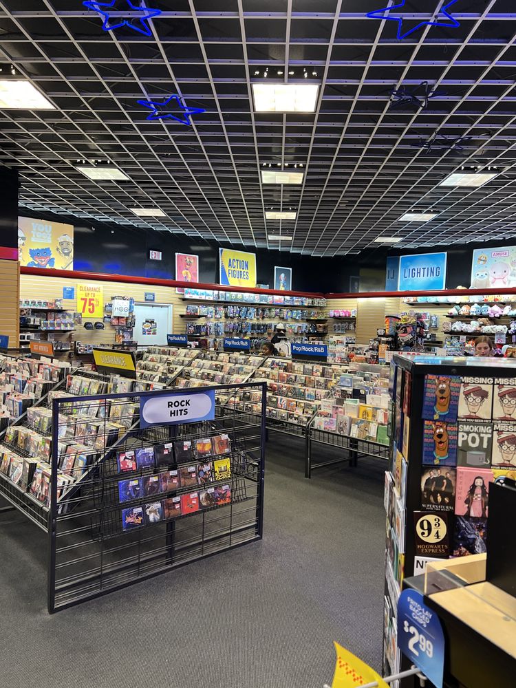 FYE - Updated September 2025 - 2727 Fairfield Commons Blvd, Dayton ...