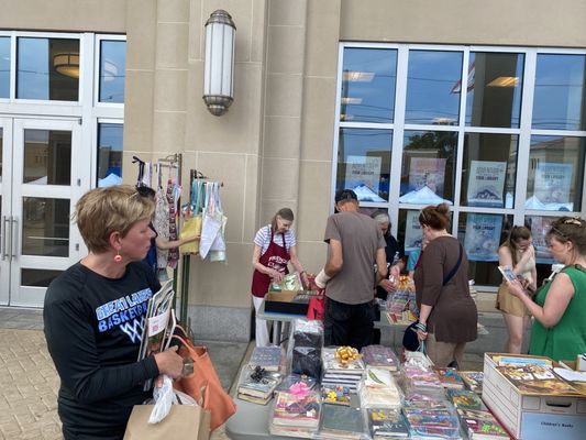 LAKEWOOD PUBLIC LIBRARY - Updated October 2025 - 119 Photos & 55 ...