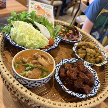 MANON - Updated January 2026 - 1282 Photos & 482 Reviews - 3250 Yorba ...