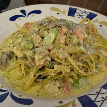 THE MISSION SQUARE RESTAURANT & LOUNGE - Updated August 2024 - 629 ...