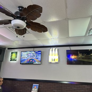 BRICK HOUSE BAR & GRILL - Updated December 2024 - 109 Photos & 55 ...