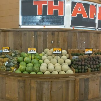 GROCERY OUTLET BARGAIN MARKET - Updated December 2025 - 26 Photos & 37 ...