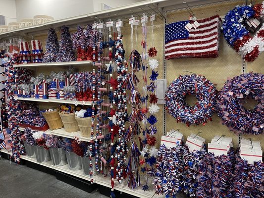 MICHAELS - Updated January 2026 - 140 Photos & 128 Reviews - 7340 ...