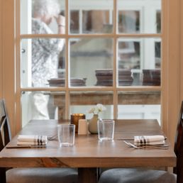 GROVE AT BRIAR BARN INN - Updated October 2025 - 170 Photos & 128 ...