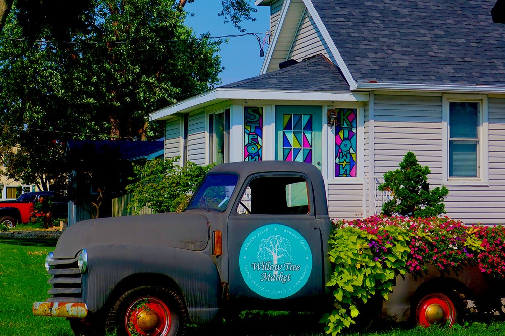 WILLOW TREE MARKET - Updated August 2024 - 23 Photos - 1827 Division ...