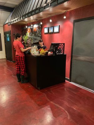 BLUE MOON RESTAURANT - 55 Photos & 82 Reviews - 1320 S Broadway, Edmond ...