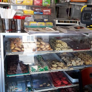 PINHO’S BAKERY - 289 Photos & 299 Reviews - 1027 Chestnut St, Roselle ...