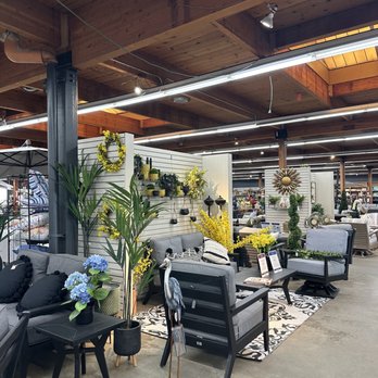 FLOWERLAND - Updated December 2025 - 122 Photos & 25 Reviews - 4321 ...