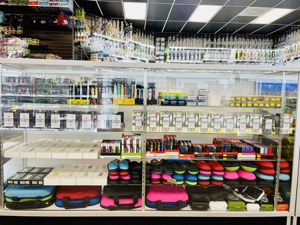 EZ SMOKE SHOP - Updated December 2025 - 29 Photos - 202 West Avenue J ...