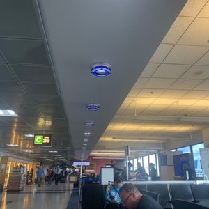 BOSTON LOGAN INTERNATIONAL AIRPORT - TERMINAL C - 259 Photos & 254 ...