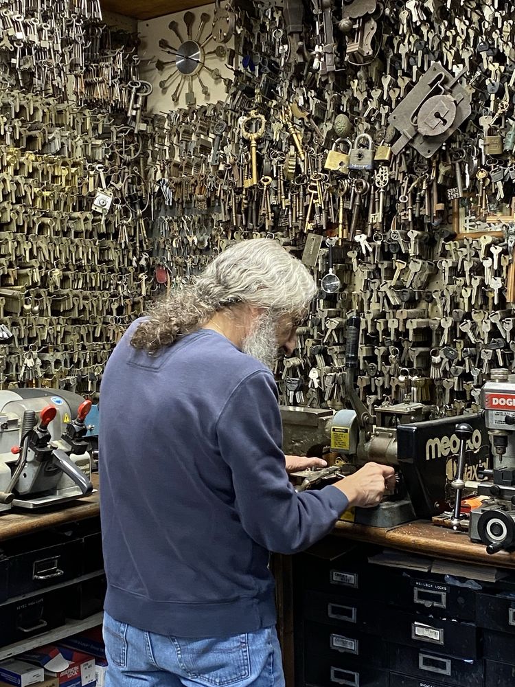 GREENWICH LOCKSMITHS - Updated December 2025 - 47 Photos & 193 Reviews ...