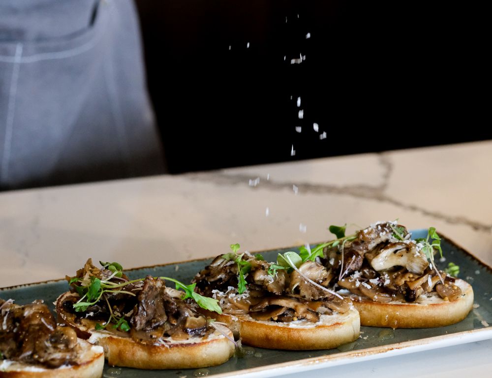 SALTED EDGE - Updated June 2024 - 199 Photos & 52 Reviews - 110 S 243rd ...