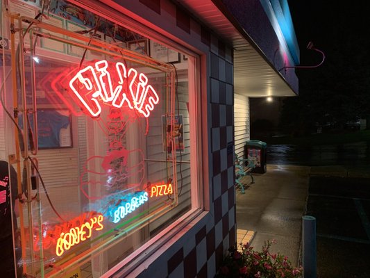 PIXIE RESTAURANT - 41 Photos & 77 Reviews - 302 N Mission St, Mount ...