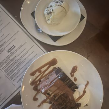 LINCOLN TAVERN AND RESTAURANT - Updated May 2024 - 1177 Photos & 1108 ...