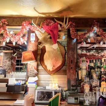 PLEASANT LAKE INN - Updated December 2025 - 36 Photos & 18 Reviews ...